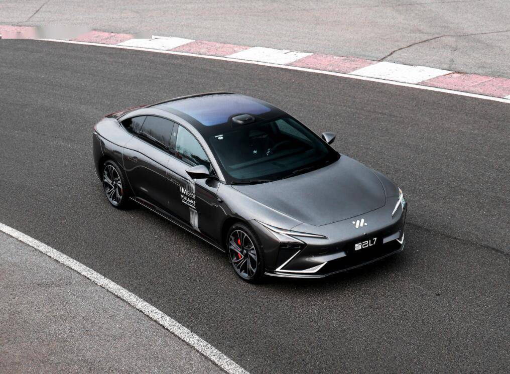 首款车L7近乎夭折，LS7上市便“翻车”，智己汽车难成大器？_搜狐汽车_搜狐网