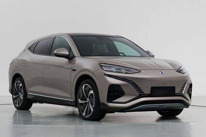 腾势N7实拍曝光！比蔚来ES6大 预计主打30万级_搜狐汽车_搜狐网