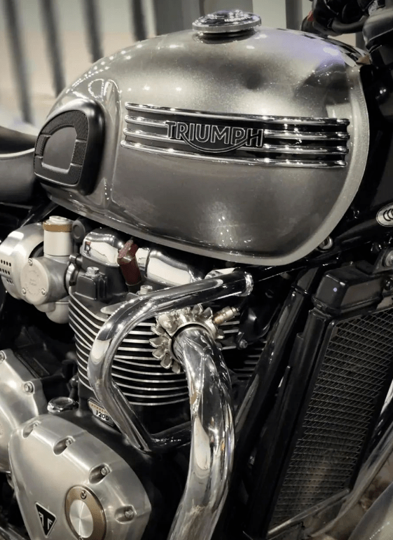 160女生骑凯旋t120是什么体验？_搜狐汽车_搜狐网