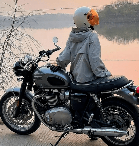 160女生骑凯旋t120是什么体验？_搜狐汽车_搜狐网