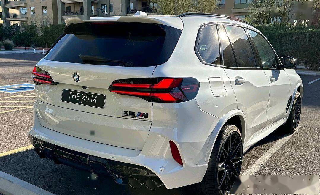新一代宝马X5：造型威猛大气，增加4.4T引擎，新内饰更具科技感_搜狐汽车_搜狐网