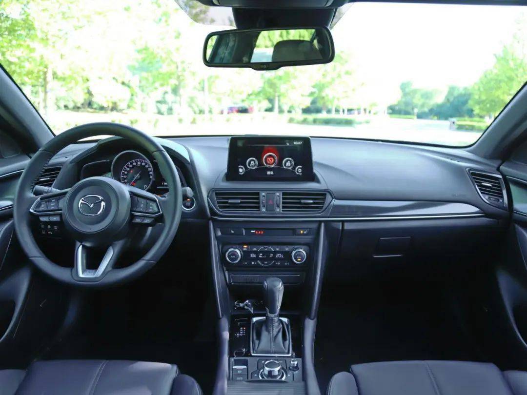 1.6T+8AT、2.5L+6AT，都卖15万，看完觉得啥车都不帅了！_搜狐汽车_搜狐网