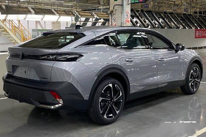 加4万买轿跑版！标致408X预售14.57万-17.97万_搜狐汽车_搜狐网