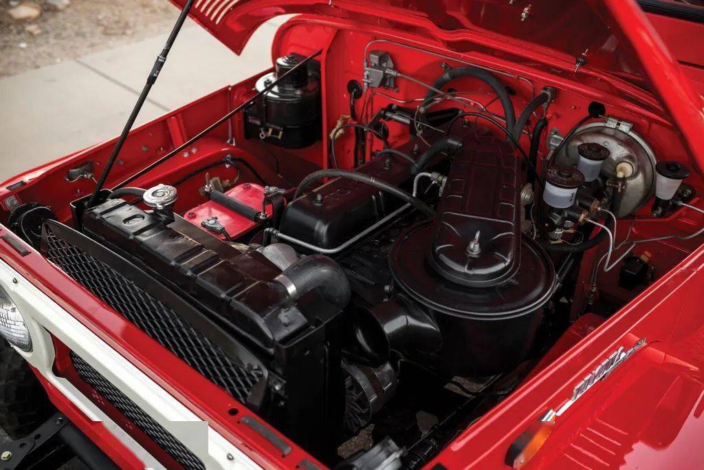 能上山下海，还能带点货，京商1/18丰田LC40 Pickup模型试玩_搜狐汽车_搜狐网