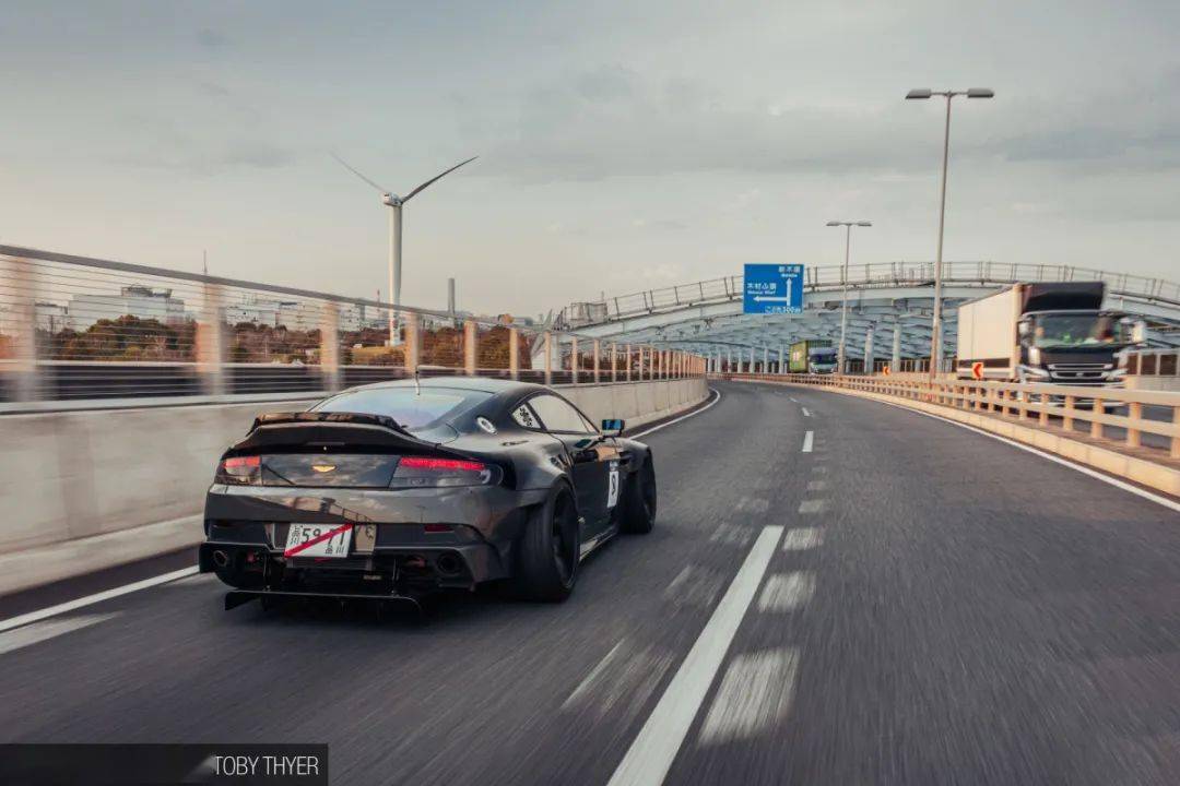 V8、赛道和碳纤维，都是男人的浪漫 —— ACR 阿斯顿马丁 Vantage N24 的进化之路_搜狐汽车_搜狐网