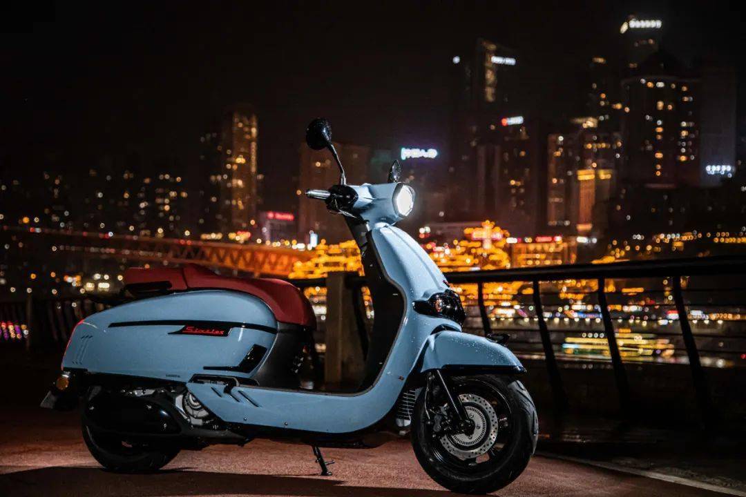 同级性价比最高——维多利亚Sixties 250Si高功率HPE版车型解读_搜狐汽车_搜狐网