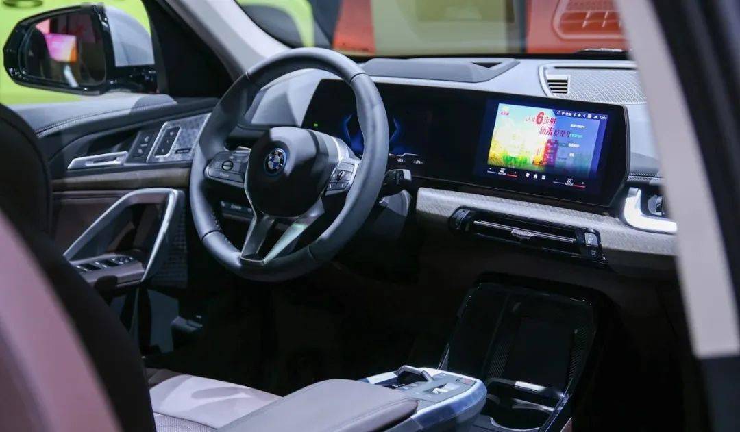 宝马X1上的iD9操作系统亮点在哪里？iD6-iD9宝马车机四世同堂_搜狐汽车_搜狐网
