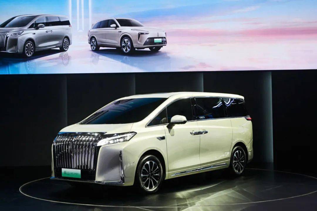 转型新能源，全面做强大六/七座市场，魏牌MPV车型高山亮相_搜狐汽车_搜狐网