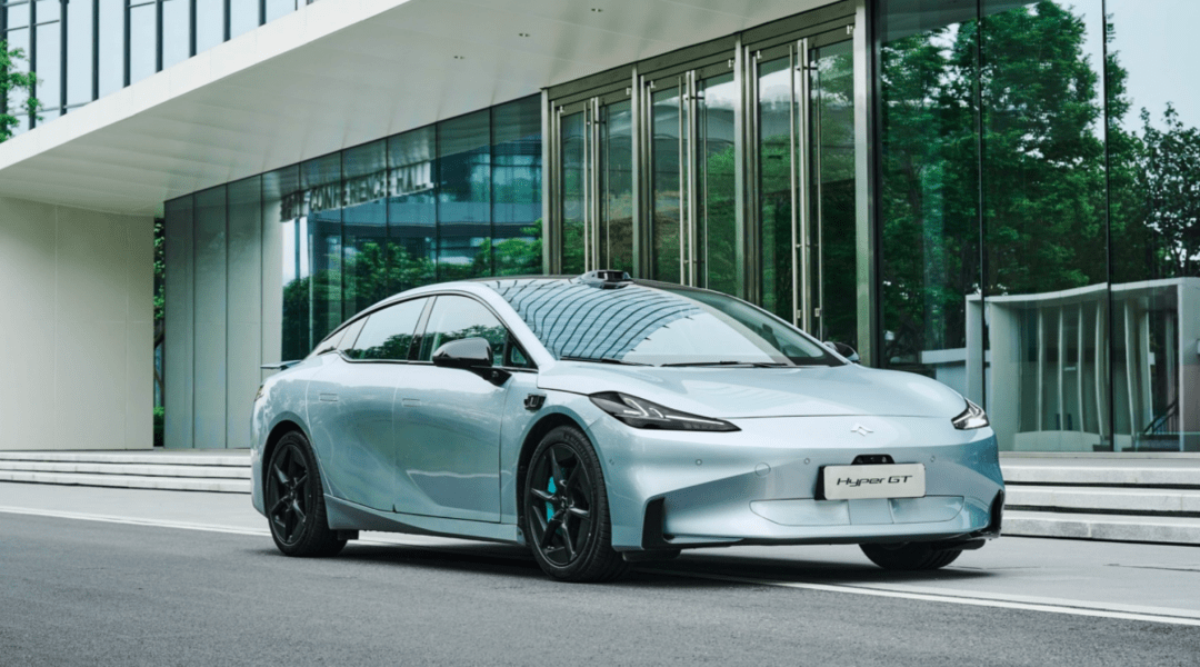 Hyper GT 试驾：后驱 340 马力跑赛道有多爽？_搜狐汽车_搜狐网