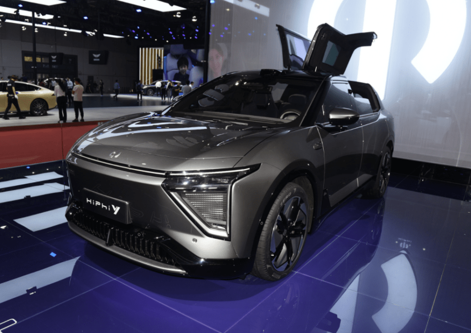 高合终于懂国人，中大型新车续航超800KM，HiPhi Y要替代Model Y_搜狐汽车_搜狐网