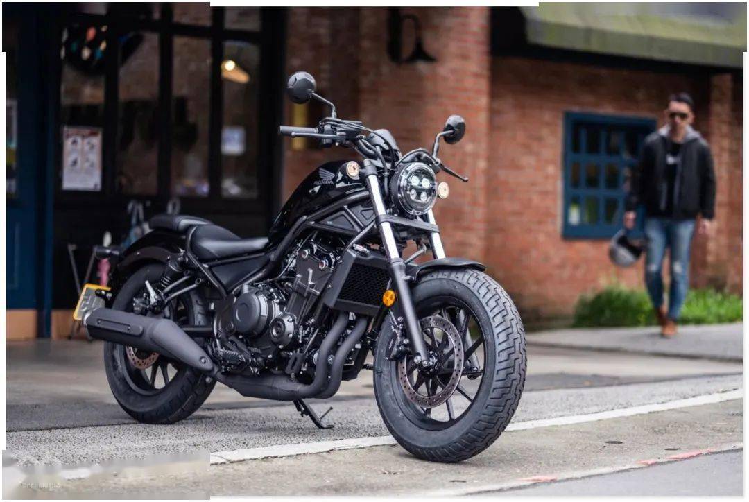 [ 纸上PK ] 美式街车之战：HONDA Rebel500 vs KAWASAKI ELIMINATOR……_搜狐汽车_搜狐网