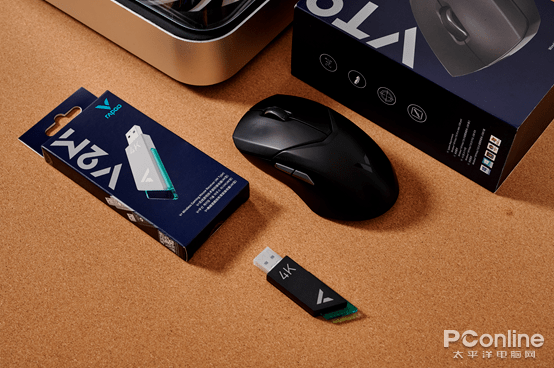 感受4000Hz回报率的丝滑与流畅！雷柏V2M 4K无线接收器上手体验_鼠标_游戏_电脑