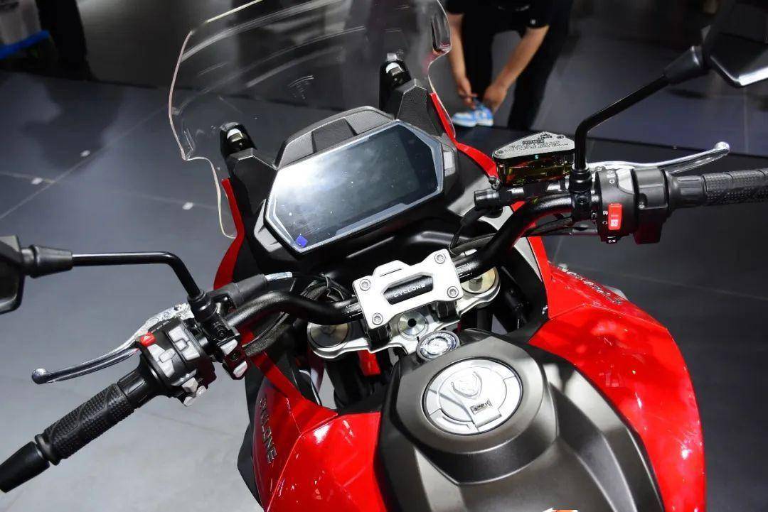 【北京摩展】“智胜·非凡”宗申机车发力智能化，RX650 & RA401正式发布！_系统_配置_赛科龙