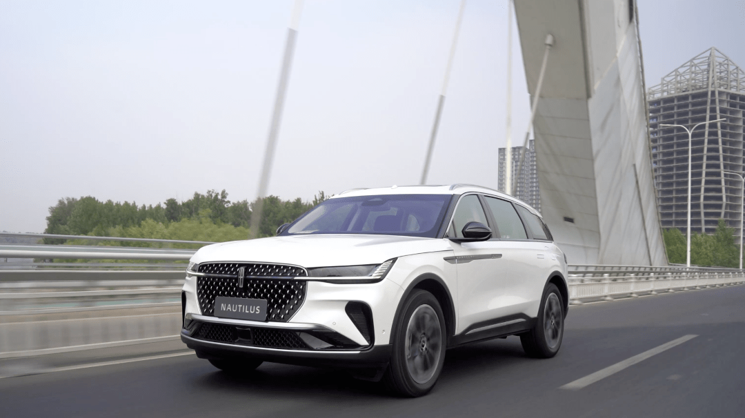 林肯真的同级无对手了？全新一代航海家VS奥迪Q5L_搜狐汽车_搜狐网