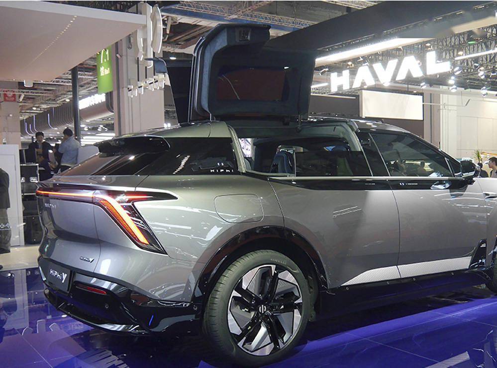 7月开启交付 高合HiPhi Y预计售价36.9万元起_搜狐汽车_搜狐网