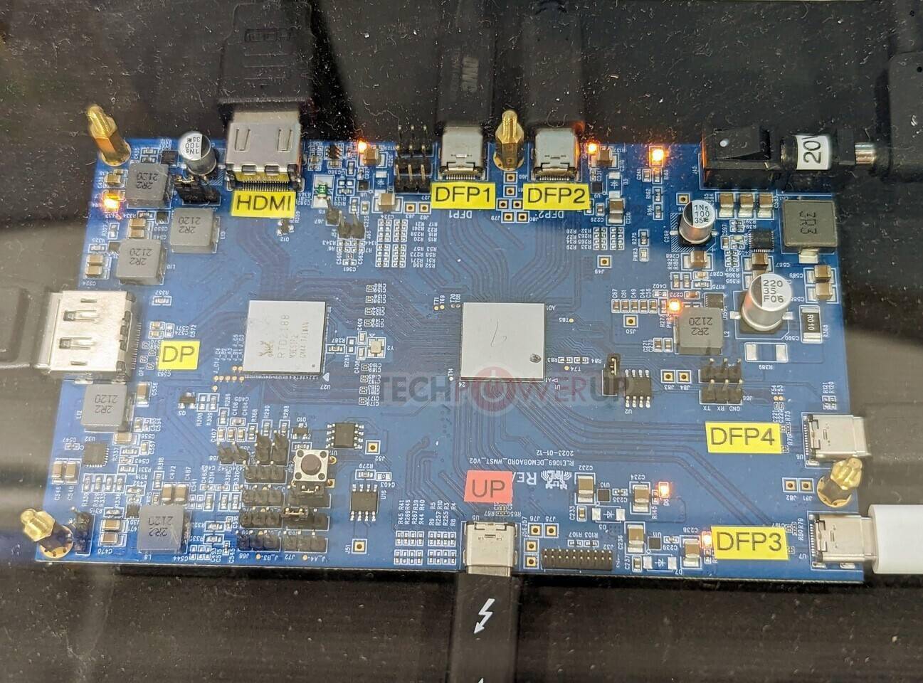 瑞昱展示其首款 USB4 HUB 主控：支持 DP2.1 视频传输和 PD 3.1 - 数码前沿 数码之家