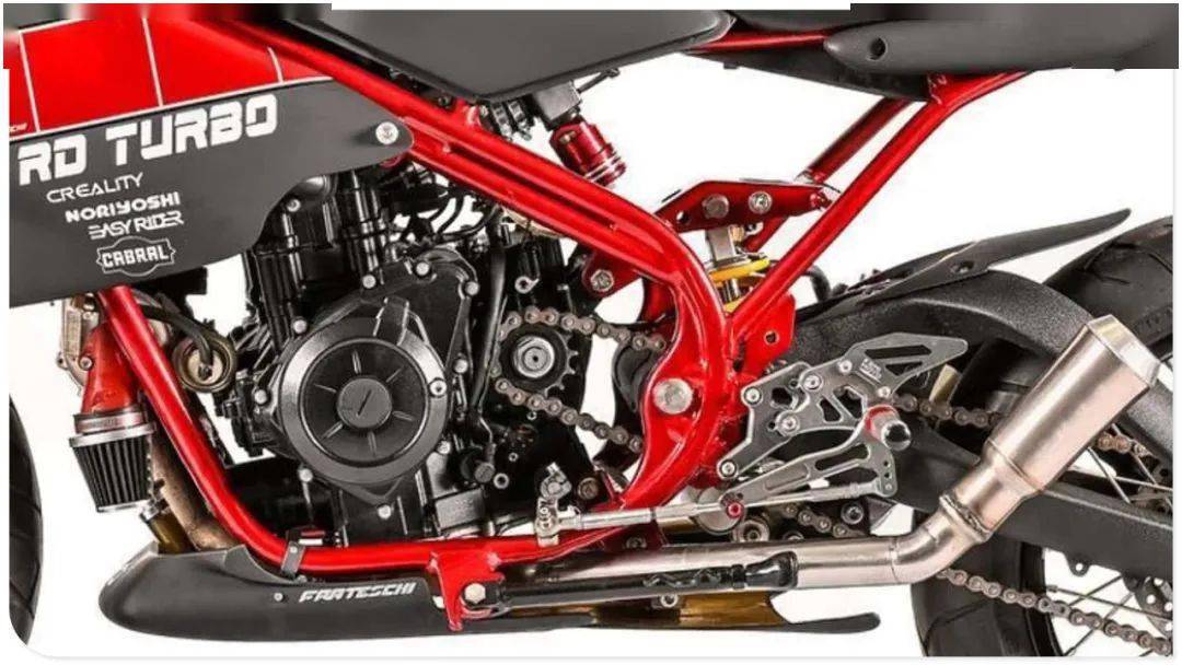 [ 改装车库 ] YAMAHA R3 引擎加装 Turbo 涡轮，Café Racer 外观、动力致敬 RD350LC……_搜狐汽车_搜狐网