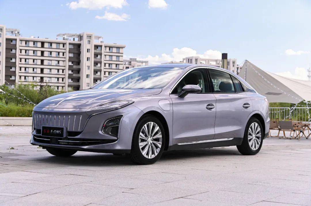 红旗E-QM5 560演绎“航价比之王” | 新车_搜狐汽车_搜狐网