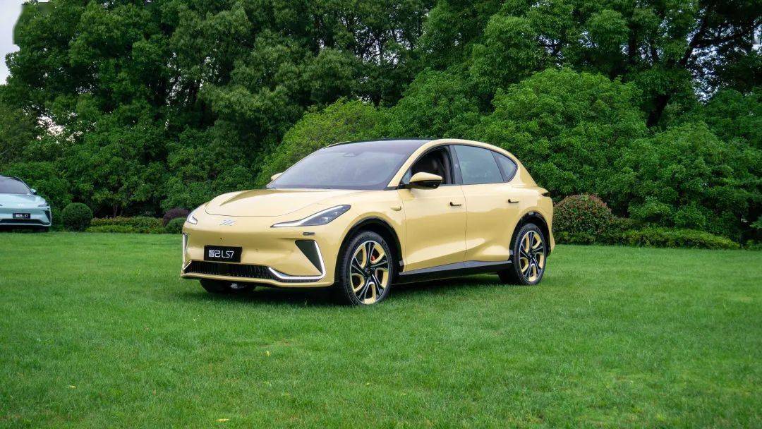 我的城市出行焦虑，被智己LS7「全程AI舱」治好了_搜狐汽车_搜狐网