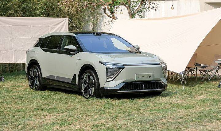 全系标配后轮转向，高合HiPhi Y售价33.9万元起_搜狐汽车_搜狐网