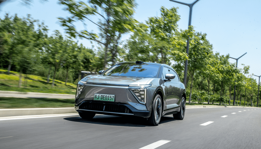 价格下探的高合HiPhi Y竞争力如何？对比蔚来ES6和智己LS7显成色_搜狐汽车_搜狐网