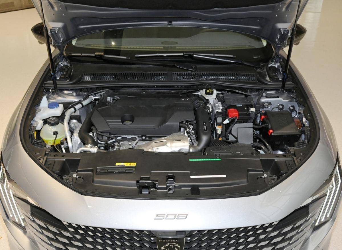 全系标配1.8T，东风标致新款508L上市，全新劲狮LOGO，外观更运动_搜狐汽车_搜狐网