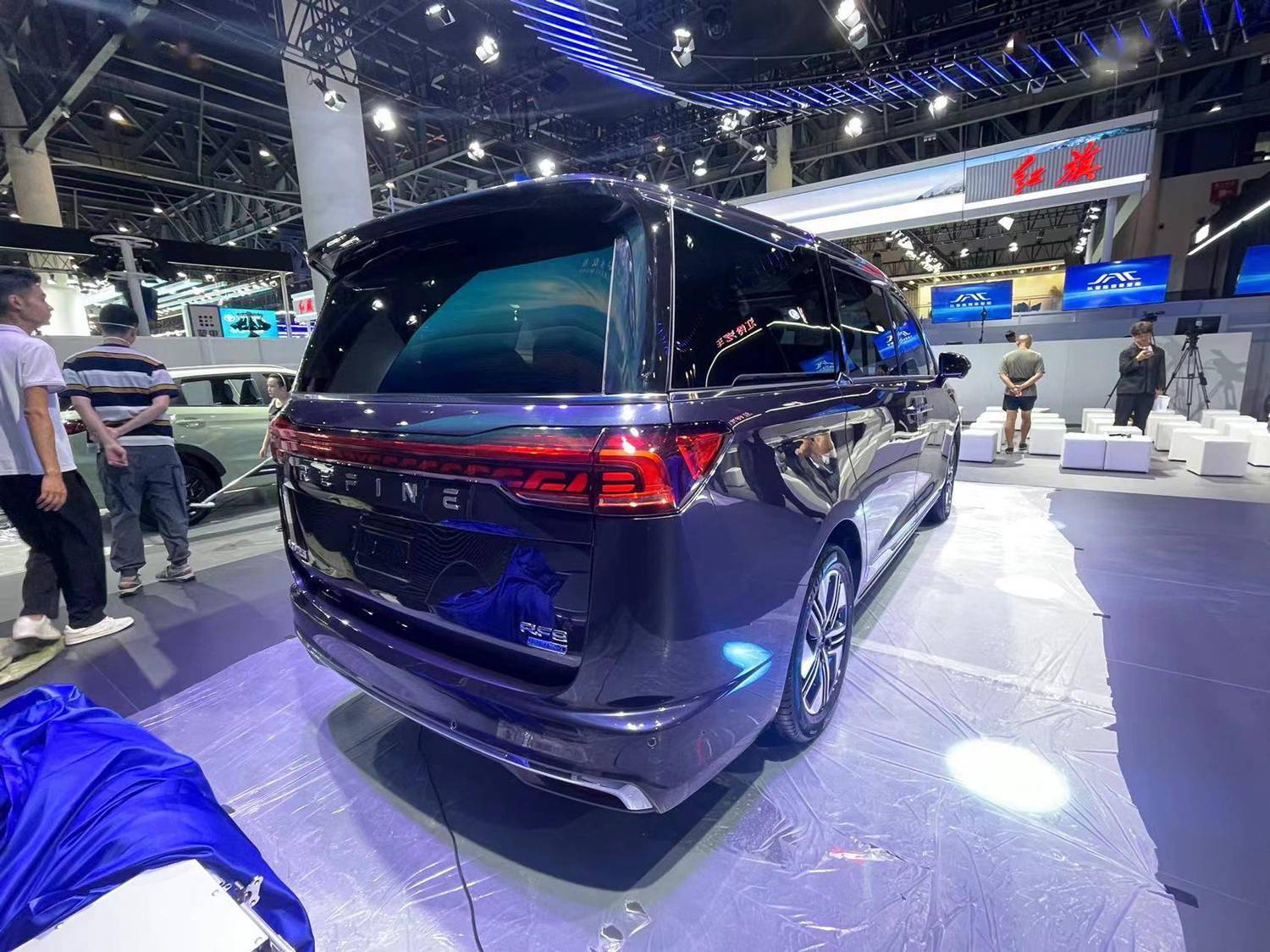 江淮瑞风RF8亮相 提供两种动力/动力配置有看点_搜狐汽车_搜狐网