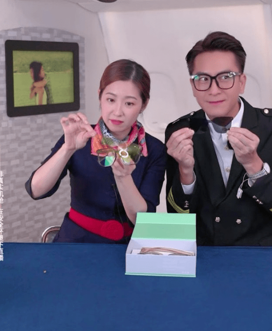 42岁TVB花旦陈自瑶带货出色，获邀内地做导师！李佳琦还亲自上门送礼物_直播_中国_开心