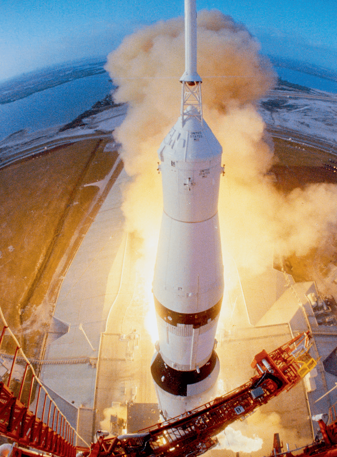 一文告诉你航天发射成功有多难_发动机_整流罩_发射台