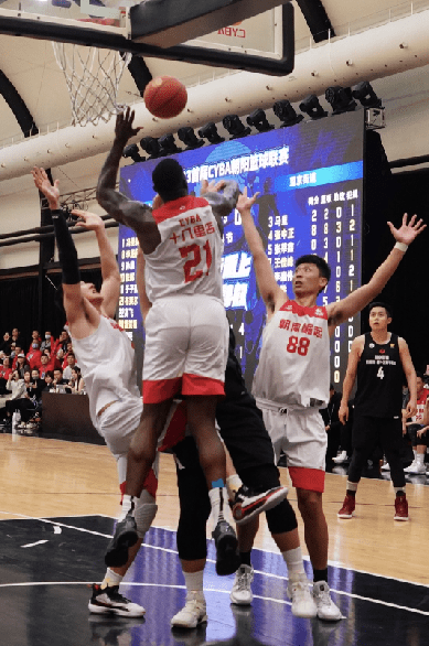 首届CYBA朝阳篮球联赛落幕，这支队伍获总冠军_朝阳区_十八里店_决赛