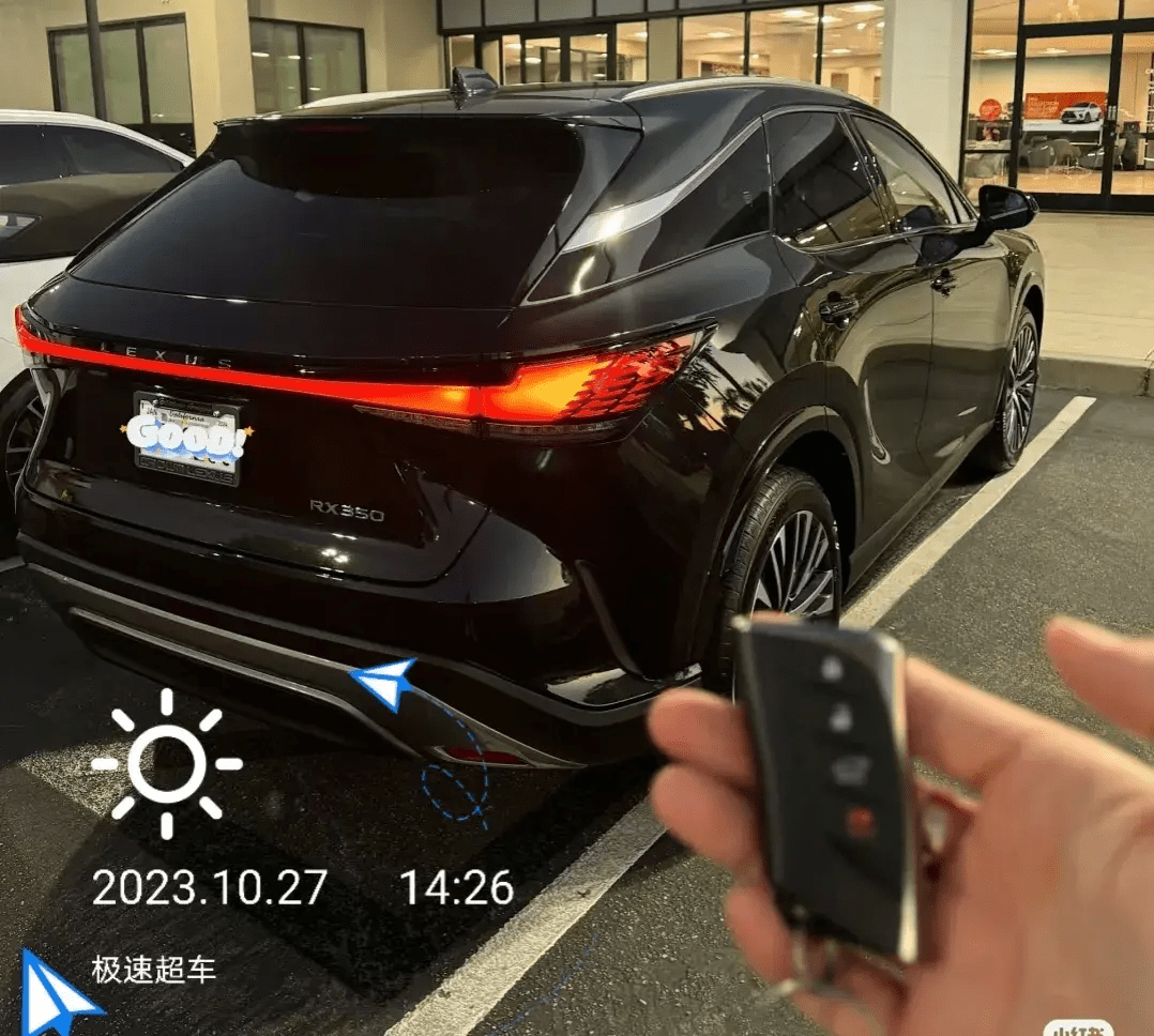 霸气侧漏，新雷克萨斯RX来袭，黑色涂装稳重大气，2.4T引擎更给力_搜狐汽车_搜狐网